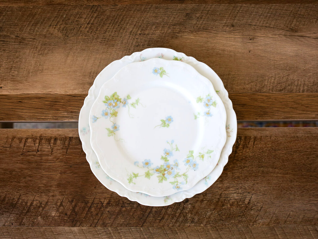 vintage-blue-floral-china | The Warehouse